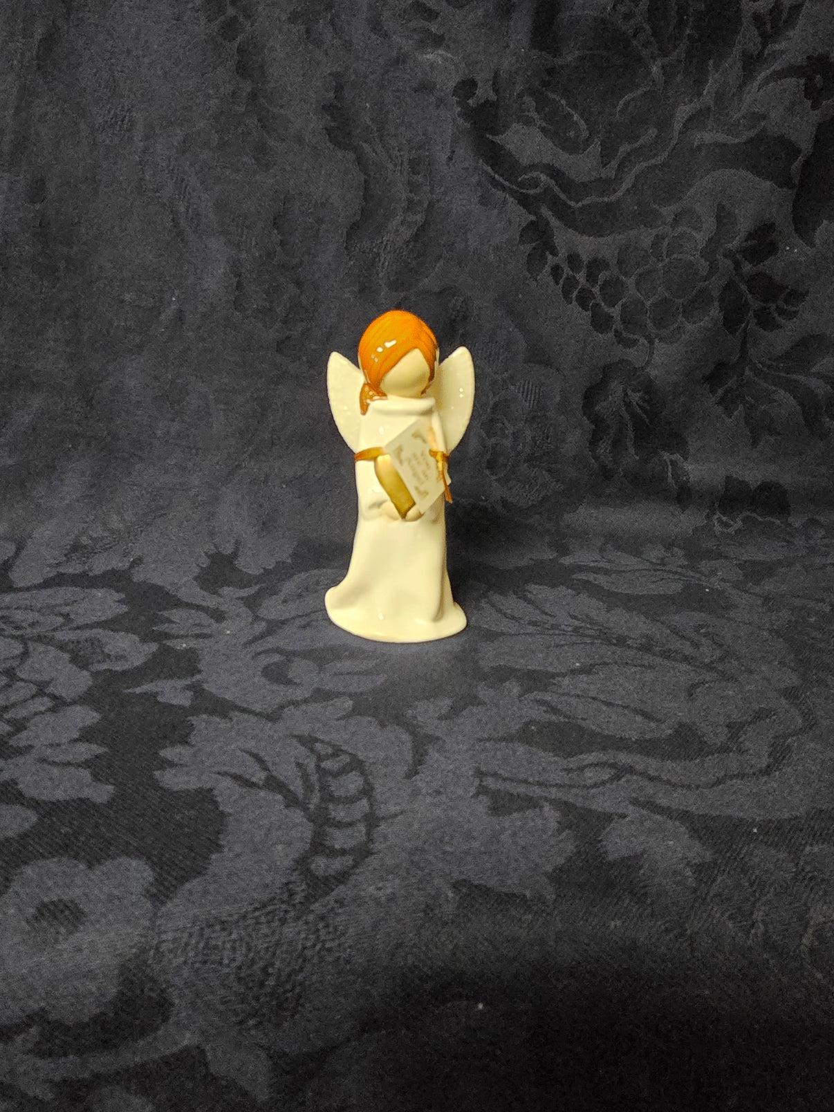 Angel With Heart – Loaves & Fishes Book and Church Supply